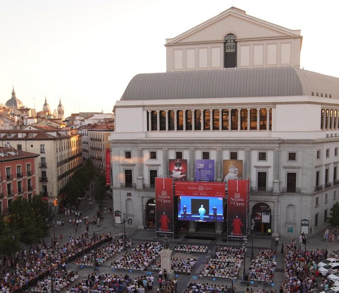 Cerca de 50.000 personas disfrutan de la Semana de la Ópera del Teatro ...