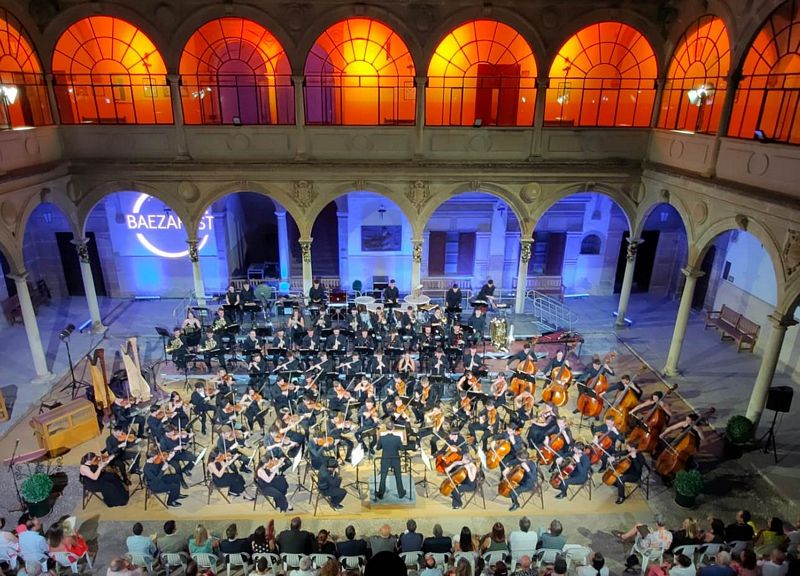 Crítica / JONDE, el lujo de la cultura española - por Jerónimo Marín ...