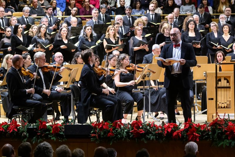 Crítica / Mesías, la navidad de la OCNE con la energía de Paul Agnew ...