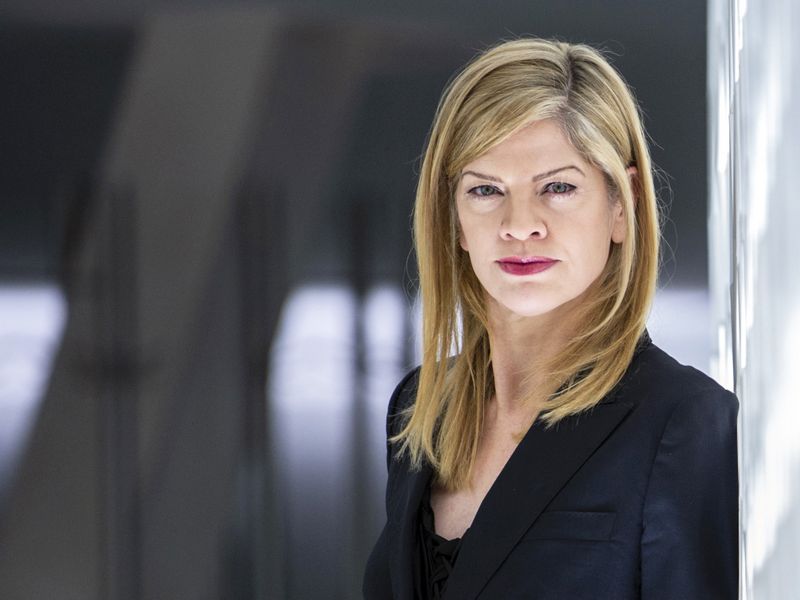 La directora Keri-Lynn Wilson debuta con la Orquesta Filarmónica de ...